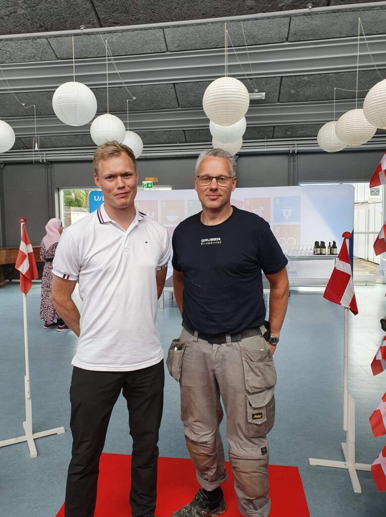 Alexander er nu blevet udlært svend - Gruber El-Teknik